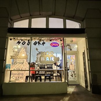 THE MOO BAR - 1157 Photos & 600 Reviews - 2124 Westlake Ave, Seattle ...