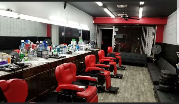 HAIRCUTZ VIC’S BARBER SHOP - Updated December 2025 - 14 Photos & 24 ...
