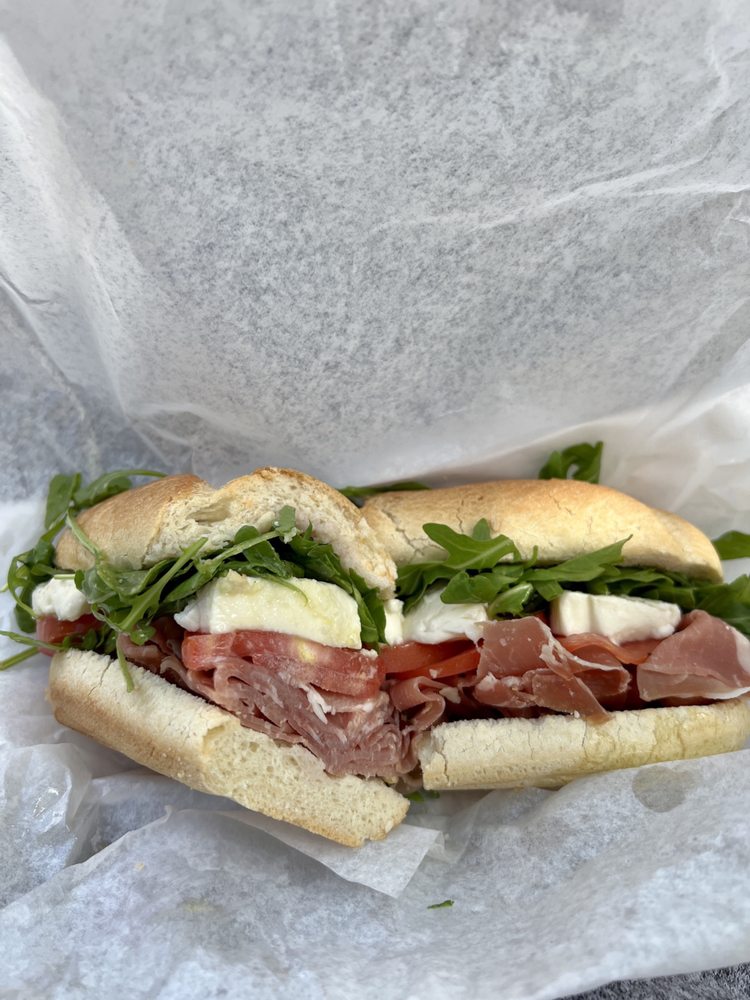 THE CRUNCHY PICKLE - Updated August 2025 - 27 Photos & 28 Reviews - 116 ...