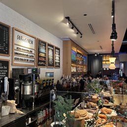 BEATRIX - Updated October 2025 - 3317 Photos & 2685 Reviews - 519 N ...