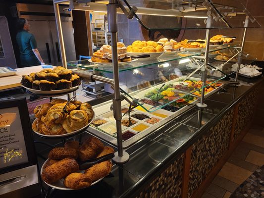 THE BUFFET AT MOUNT AIRY - Updated January 2025 - 109 Photos & 93 ...