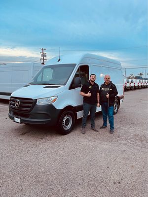 FAM VANS - Updated December 2025 - 400 Photos & 289 Reviews - 10870 ...