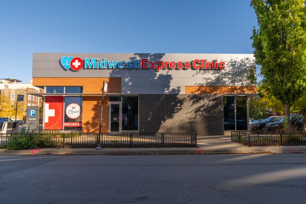 MIDWEST EXPRESS CLINIC - Updated October 2025 - 31 Photos & 142 Reviews ...