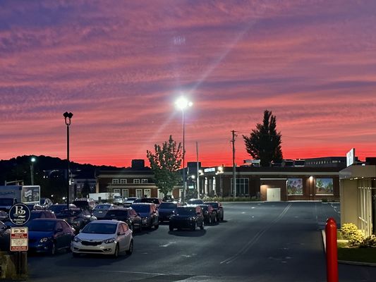 B2 BISTRO + BAR - Updated December 2025 - 323 Photos & 306 Reviews ...