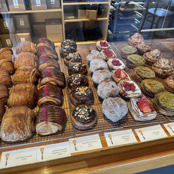 ESSENCE BAKERY CAFE - Updated June 2025 - 458 Photos & 520 Reviews ...
