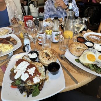 CORNER CAFE - Updated June 2024 - 1039 Photos & 1289 Reviews - 110 ...