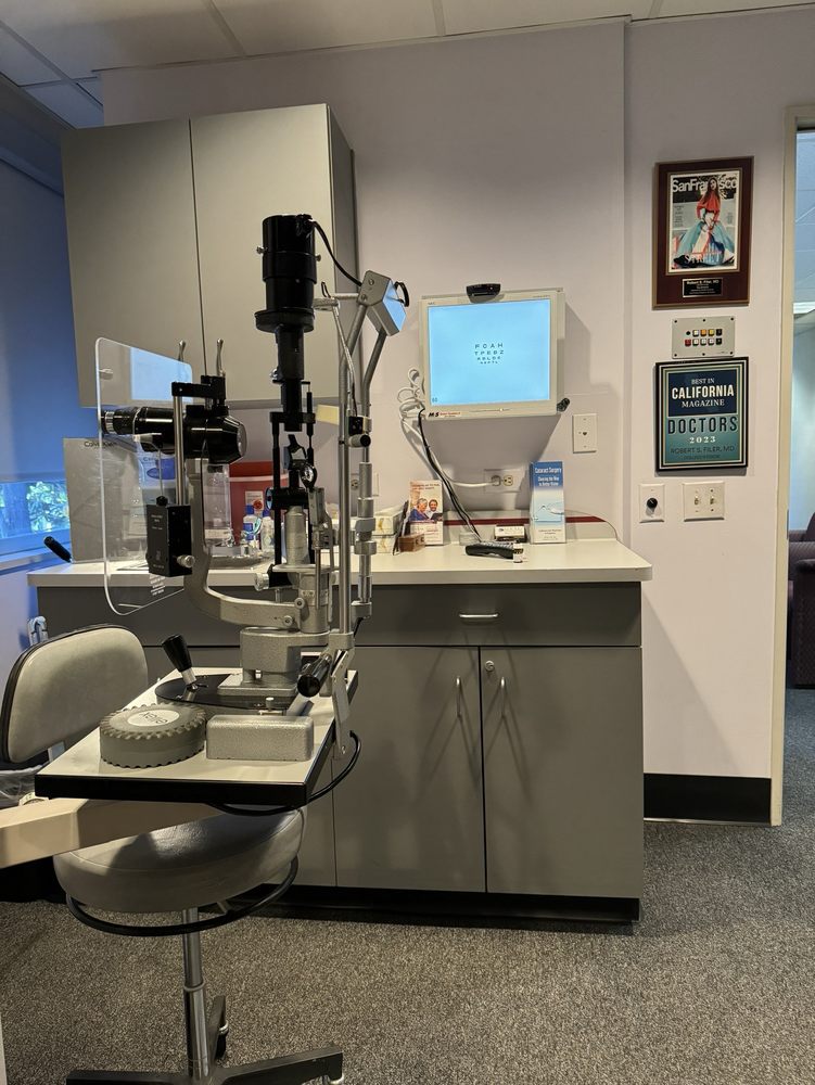 PACIFIC EYE SPECIALISTS - Updated January 2026 - 38 Reviews - 50 S San ...