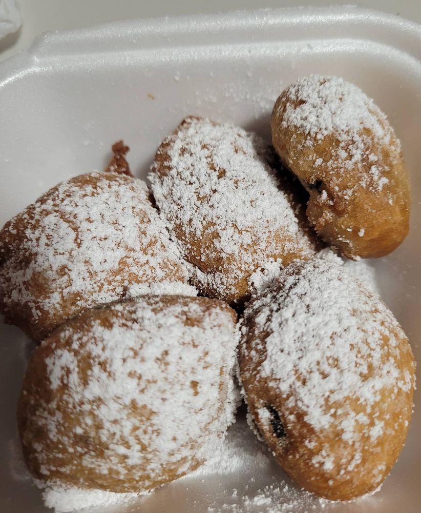 Sweet Tooth Delights, Santa Ana | Roadtrippers