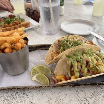 BEACH HOUSE WATERFRONT RESTAURANT - Updated August 2024 - 1606 Photos ...