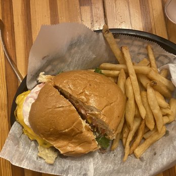 MONROE HOTEL - Updated January 2026 - 38 Photos & 92 Reviews - 400 E ...