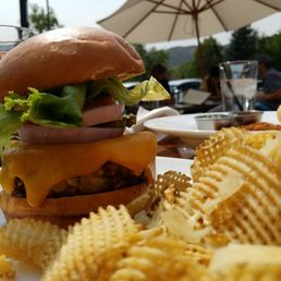 CAST IRON TAVERN - Updated December 2025 - 261 Photos & 339 Reviews ...