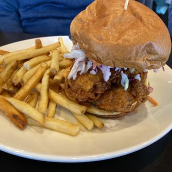 BOURBONS - Updated July 2024 - 339 Photos & 269 Reviews - 440 W Main St ...