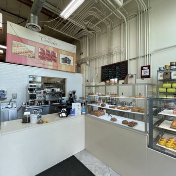 COCOLA BAKERY - Updated October 2025 - 314 Photos & 255 Reviews - 2810 ...