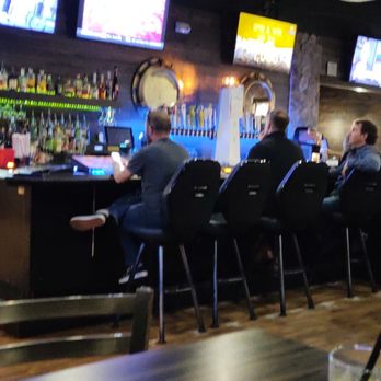 FLOWING TIDE PUB 7 - Updated September 2024 - 116 Photos & 48 Reviews ...