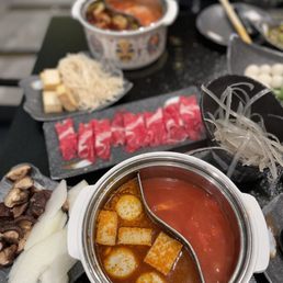 SUPREME POT - Updated June 2025 - 1365 Photos & 631 Reviews - 3 St ...