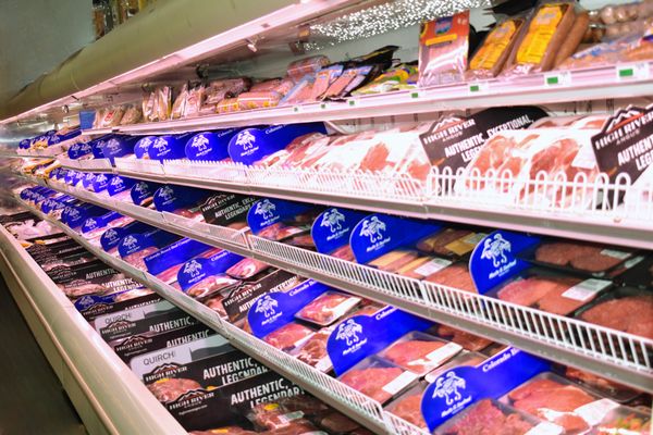 SAMOSET FRESH MARKET - Updated July 2024 - 74 Photos - 3011 15th St E ...