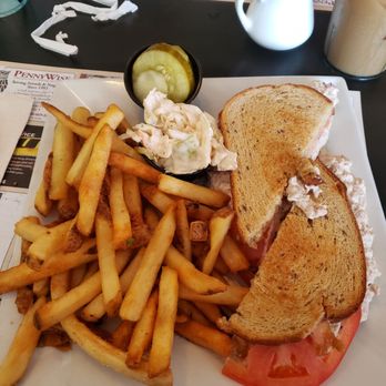 THE TEA KETTLE RESTAURANT - Updated November 2024 - 510 Photos & 461 ...