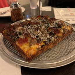 LONG BRIDGE PIZZA - Updated January 2026 - 798 Photos & 749 Reviews ...