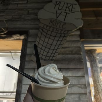 THE MAPLE ANGUS - Updated December 2025 - 26 Photos & 23 Reviews - 702 ...