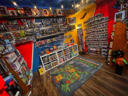 BAT CITY COMIC PROFESSIONALS - Updated August 2025 - 13 Photos - 915 ...