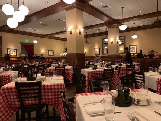MAGGIANO’S LITTLE ITALY - 594 Photos & 850 Reviews - 500 16th St ...