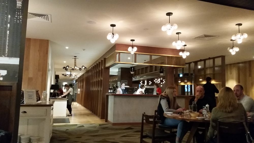 BRAHMA LODGE HOTEL - Updated May 2026 - 10 Photos - 1572 Main North Rd ...