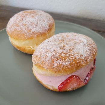 YOZM DONUTS - Updated May 2024 - 53 Photos & 20 Reviews - 6924 Beach ...