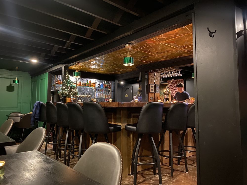 MAME BAR - Updated August 2025 - 25 Photos & 26 Reviews - 3279 SE ...