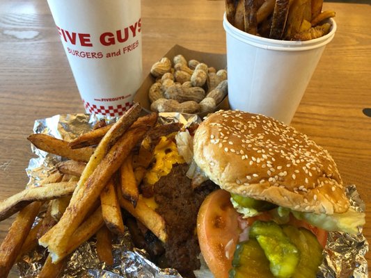 FIVE GUYS - Updated June 2024 - 58 Photos & 111 Reviews - 4245 S Cooper ...