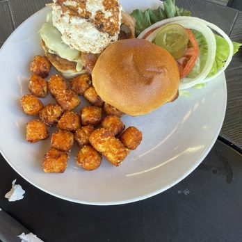 INDUSTRIAL TAPHOUSE - Updated July 2025 - 326 Photos & 367 Reviews ...