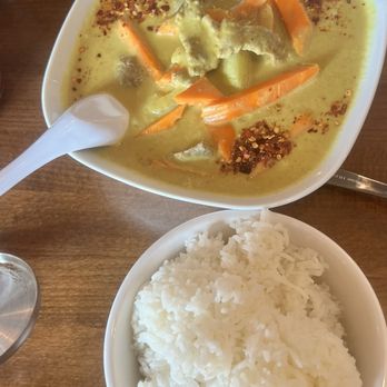 CHADA THAI LYNNWOOD - Updated January 2025 - 68 Photos & 23 Reviews ...