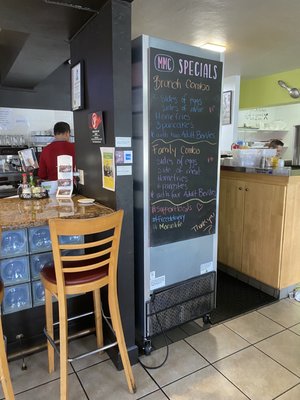 MIRACLE MILE CAFE - Updated May 2024 - 910 Photos & 761 Reviews - 2130 ...