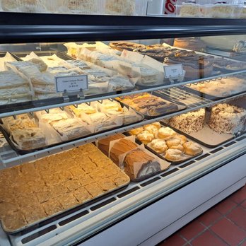 LONG’S BAKERY - Updated June 2024 - 224 Photos & 380 Reviews - 2301 E ...