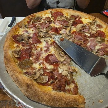 AMICI BRICK OVEN PIZZA - Updated October 2025 - 185 Photos & 265 Reviews - 801 Village Blvd ...