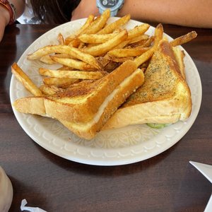 TWO COWS CREAMERY & BISTRO - 39 Photos & 25 Reviews - 237 N River St ...