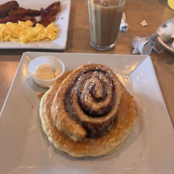 STACKS PANCAKE - Updated December 2025 - 72 Photos & 77 Reviews - 139 ...