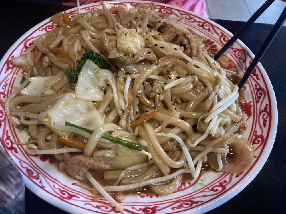 J ASIAN KITCHEN - Updated December 2025 - 12 Photos - 366 Queen Street ...