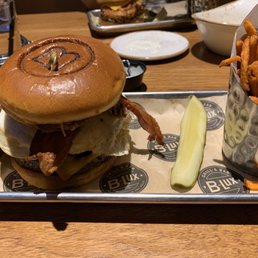 B-LUX GRILL & BAR - Updated July 2025 - 528 Photos & 649 Reviews - 1481 ...