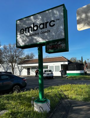 EMBARC CHICO CANNABIS DISPENSARY - 12 Reviews - 185 Cohasset Rd, Chico ...