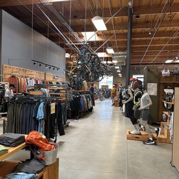 REI - Updated January 2026 - 100 Photos & 258 Reviews - 12218 Foothill ...