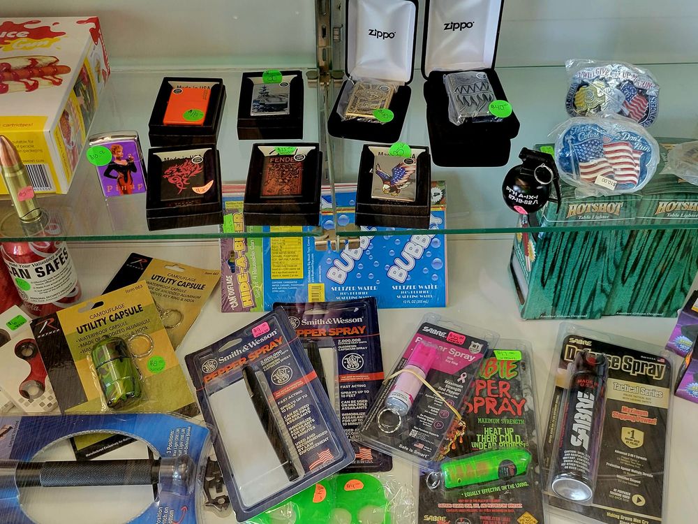 FENTON SALES & PAWN SHOP - Updated May 2026 - 11 Photos - 1423 N 8th St ...