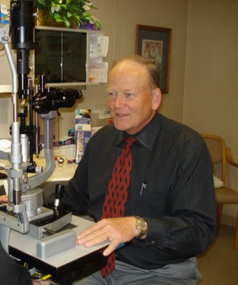 OPTIVISION EYE CARE - Updated October 2025 - 12 Photos - 223 S Nicolet ...