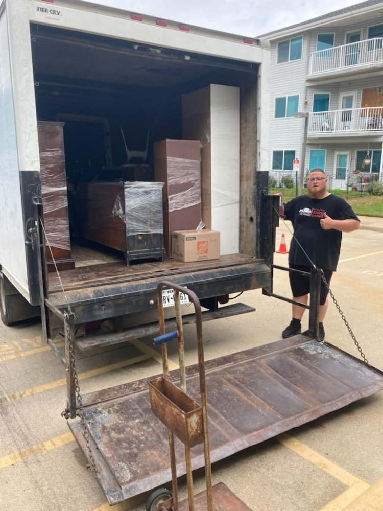 CAM & FAM MOVING & HAULING SERVICES - 64 Photos - Movers - Waco, TX ...