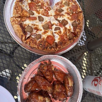 THAT PEETZA PLACE - Updated January 2026 - 22 Photos & 24 Reviews - 52 ...