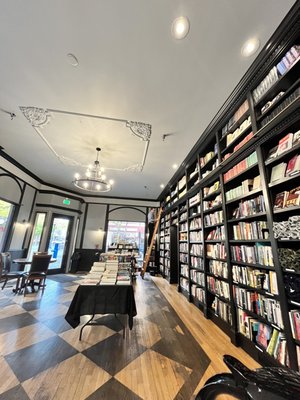 THE SWORD AND SHOVEL - Updated November 2025 - 17 Photos - 403 S Main ...