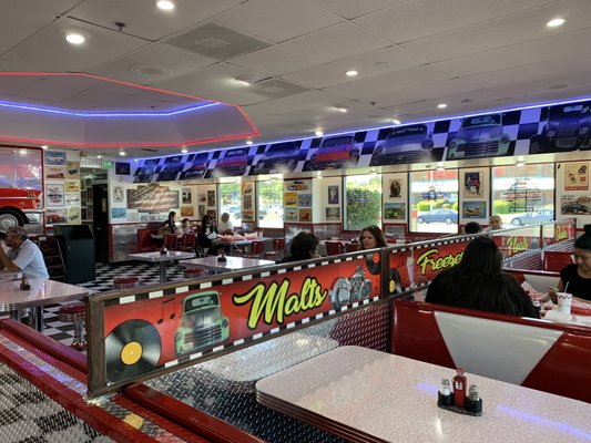 TRIANGLE DRIVE IN - 106 Photos & 43 Reviews - 3173 W Shaw Ave, Fresno ...