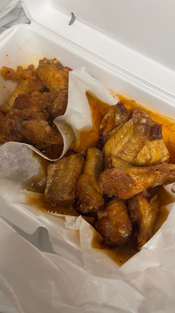 TOUCHDOWN WINGS - Updated December 2025 - 37 Photos & 33 Reviews - 1500 ...