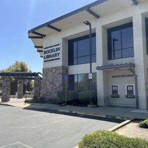 MARTHA RILEY COMMUNITY LIBRARY - Updated June 2025 - 43 Photos & 49 ...