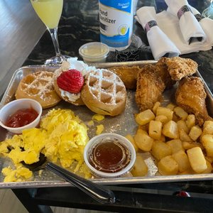 THE ADDRESS - 198 Photos & 349 Reviews - 3333 Raleigh St, Houston, TX ...