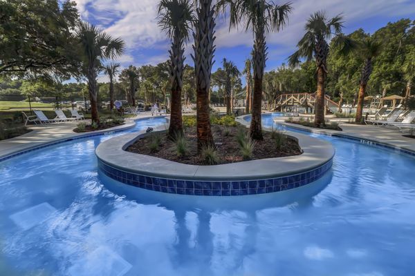 YEAR ROUND POOL - Updated December 2025 - 21 Photos & 22 Reviews - 386 ...